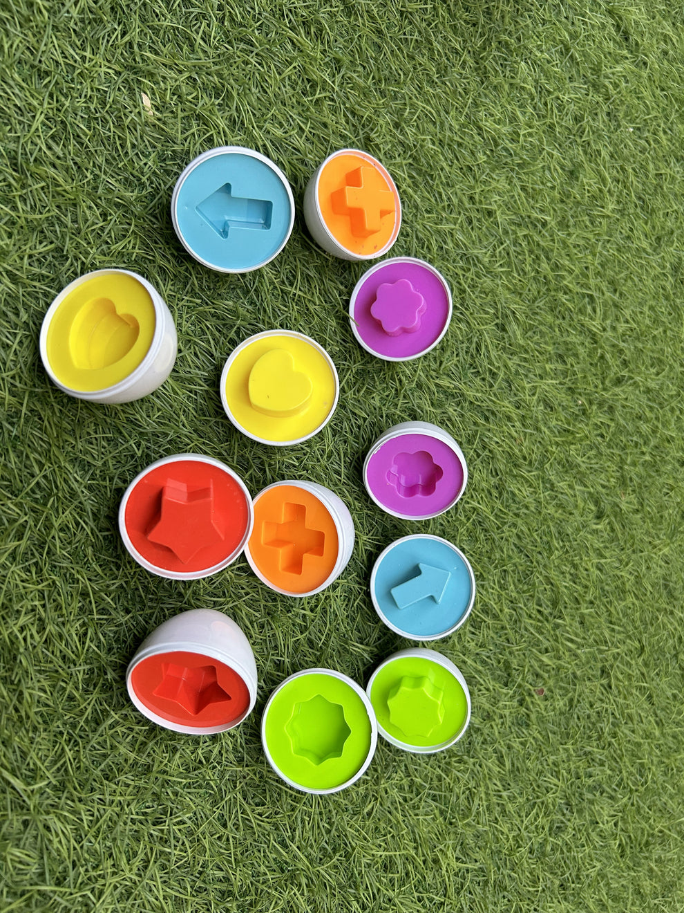 Matching Shapes Eggs – Jollybee